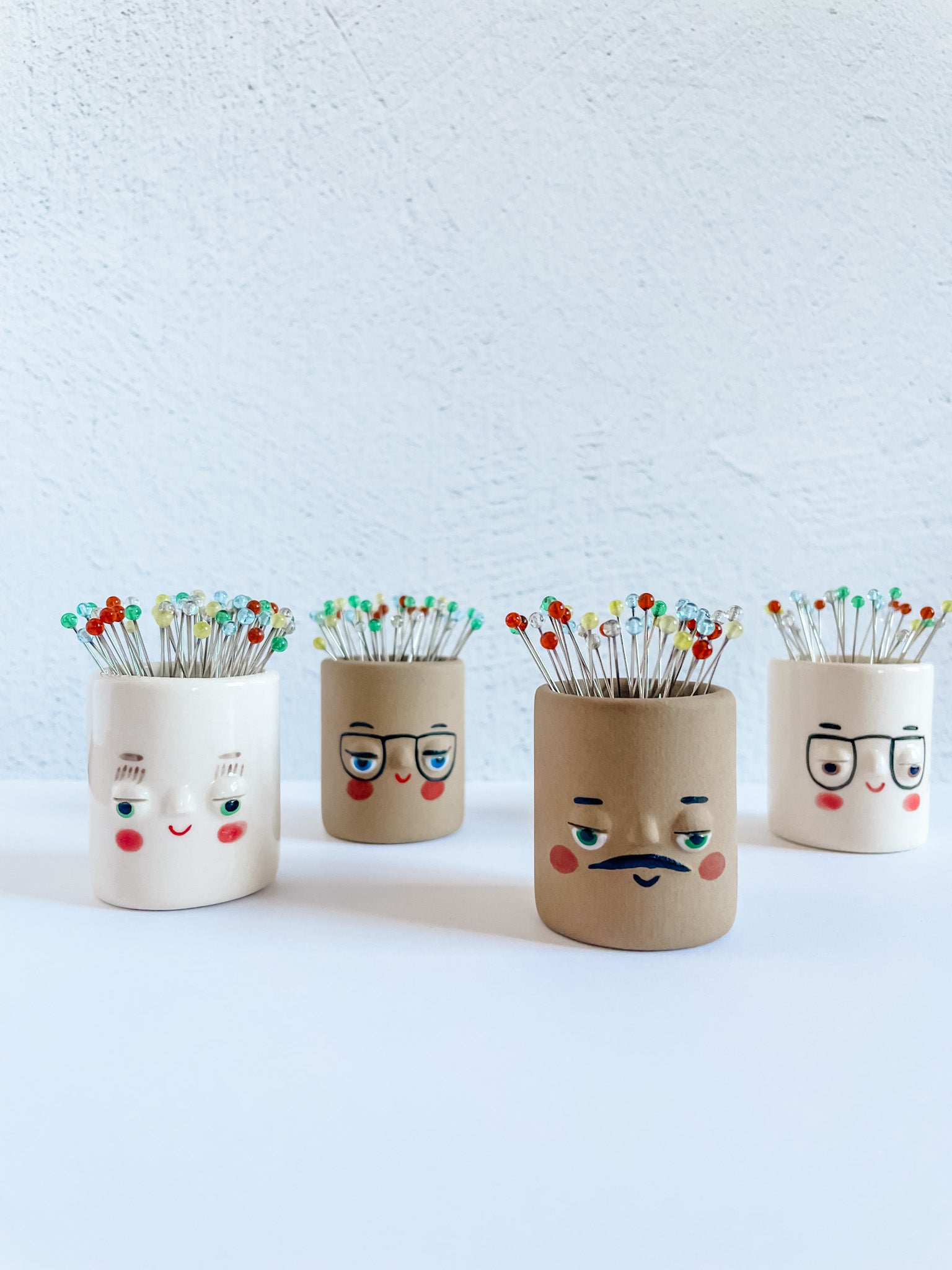 Friend Assembly Magnetic Spool Pin Holder – Material Goods